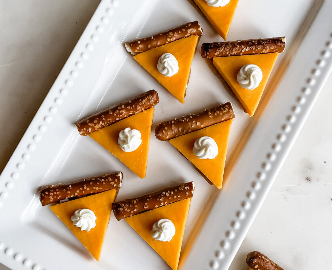 Pumpkin Pie Cheese & Crackers: The Perfect Festive Fall Appetizer ...