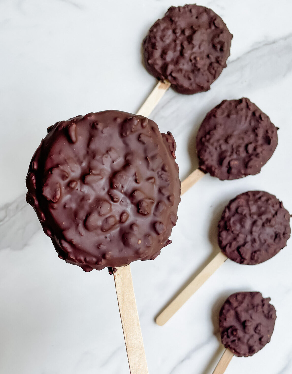 Crunch Bar Apple Pops (Gluten-Free, Refined Sugar Free) - Healthy Holme